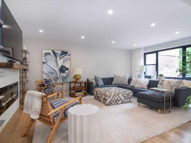 house with 2 bedroom, NY NY DS102272083