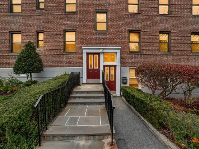 house with 2 bedroom, NY NY DS102752880