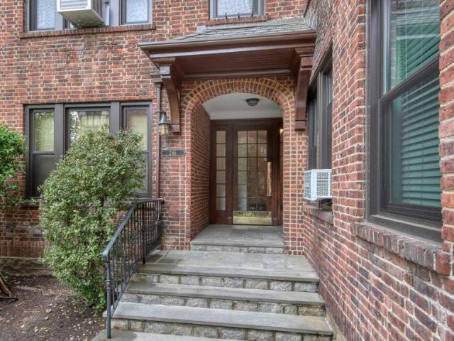 house with 2 bedroom, NY NY ES101948594