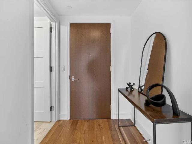 house with 2 bedroom, NY NY ES98373545