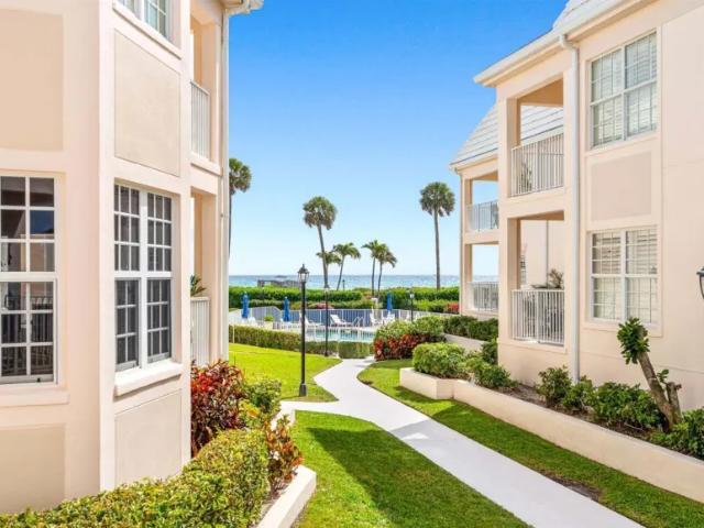 house with 2 bedroom, Ocean Ridge FL DS102587872