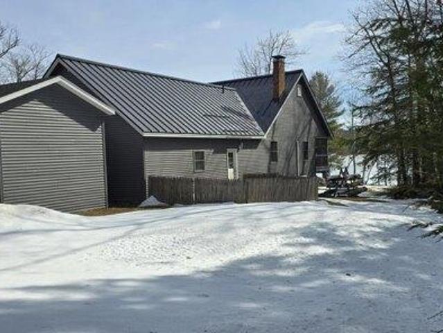 house with 2 bedroom, Oakland ME DLS102826516