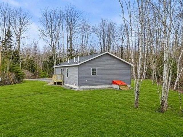 house with 2 bedroom, Oakland ME ES105139828