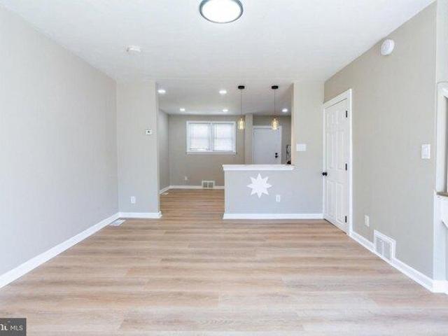 house with 2 bedroom, Oaklyn NJ DLS101656927