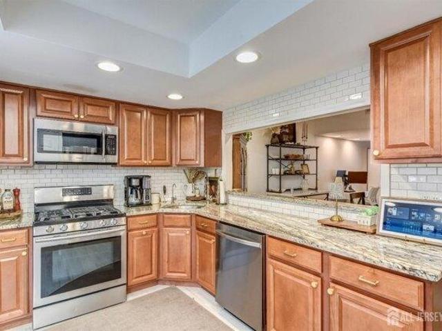 house with 2 bedroom, Old Bridge NJ ES103625272