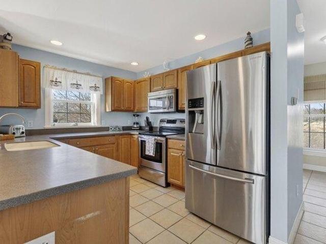 house with 2 bedroom, Old Orchard Beach ME ES103222017