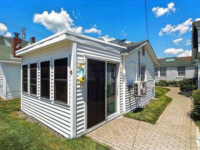 house with 2 bedroom, Old Orchard Beach ME ES104331783