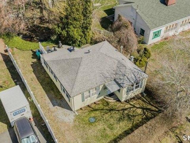 house with 2 bedroom, Old Lyme CT ES104112810