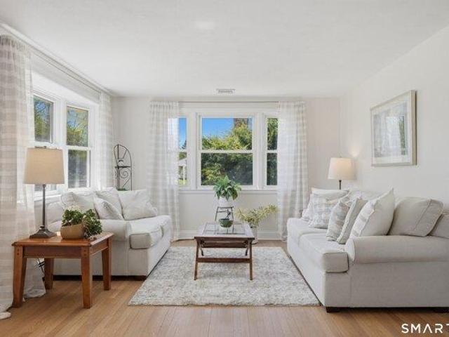 house with 2 bedroom, Old Saybrook CT ES103071702
