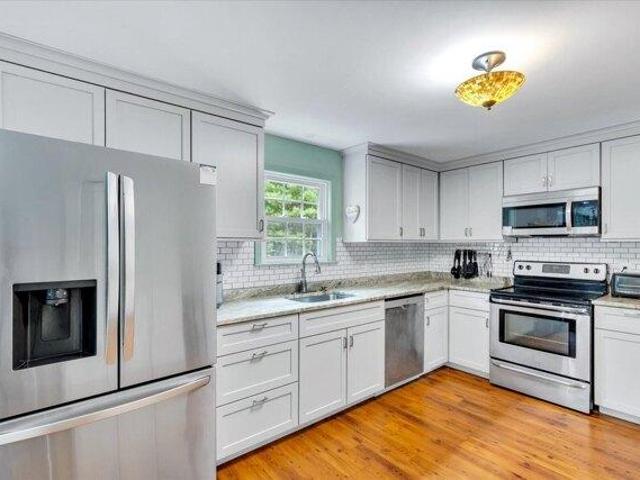house with 2 bedroom, Osterville MA DS103433299