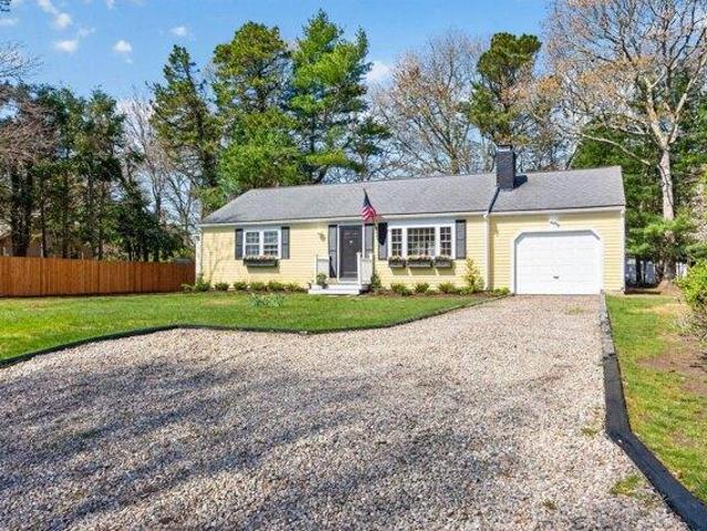 house with 2 bedroom, Osterville MA ES104152855