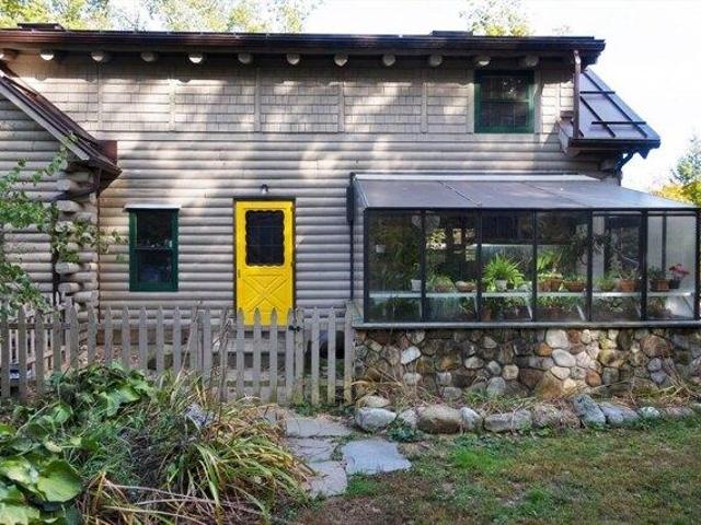house with 2 bedroom, Orange MA ES104920993