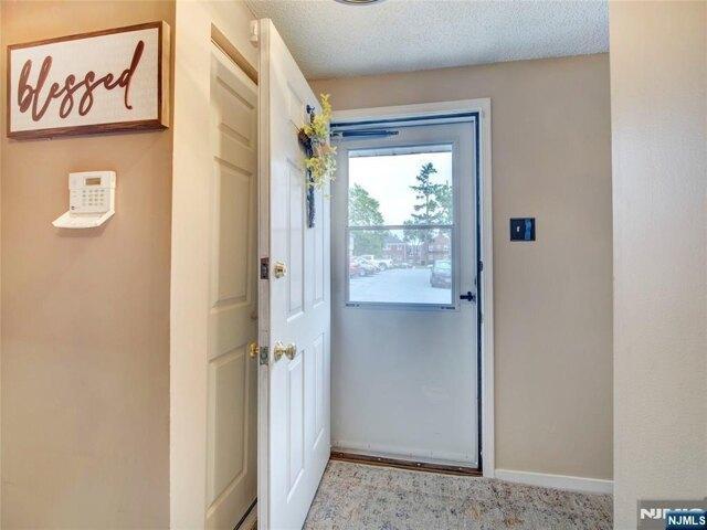 house with 2 bedroom, Orange NJ DS104373806