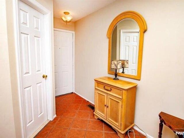 house with 2 bedroom, Palisades Park NJ DLS102256377