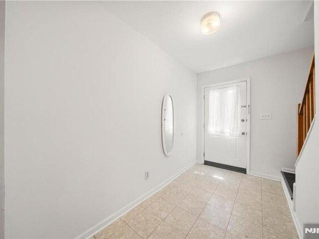 house with 2 bedroom, Palisades Park NJ DS102723670