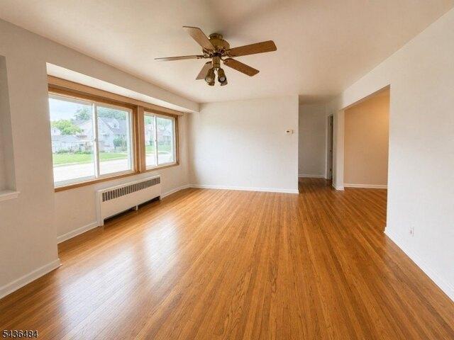 house with 2 bedroom, Paterson NJ ES104603946