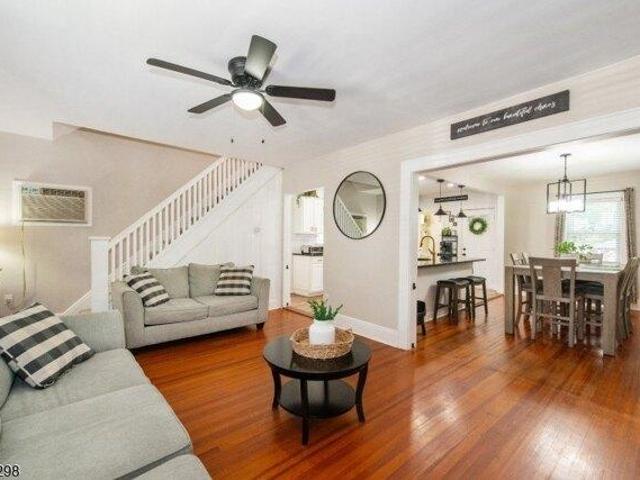 house with 2 bedroom, Paterson NJ ES105139899