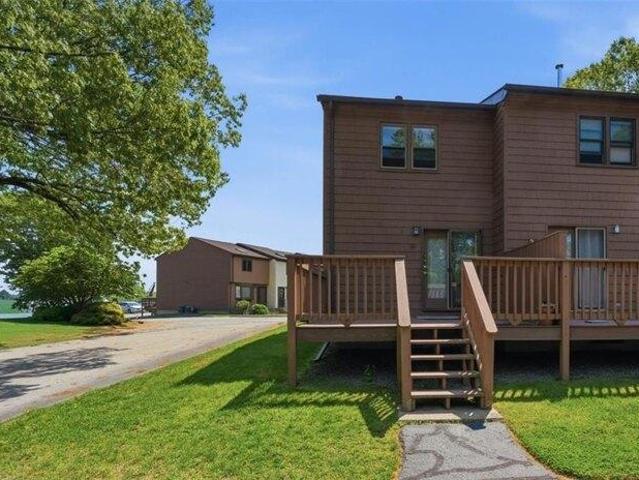house with 2 bedroom, Pawtucket RI ES104043830