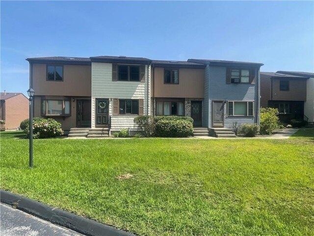house with 2 bedroom, Pawtucket RI ES105081420