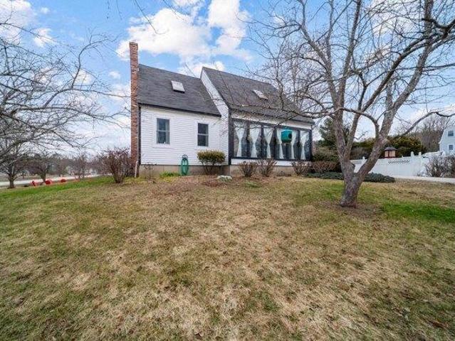 house with 2 bedroom, Pembroke NH DLS102563952