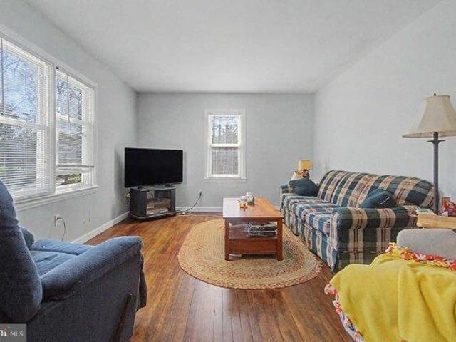 house with 2 bedroom, Pennington NJ DLS102586424