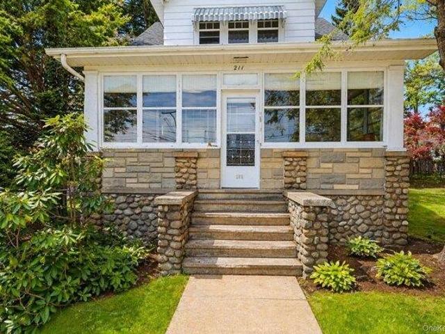 house with 2 bedroom, Pearl River NY DLS101781546