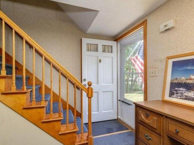 house with 2 bedroom, Pelham NH ES103124489