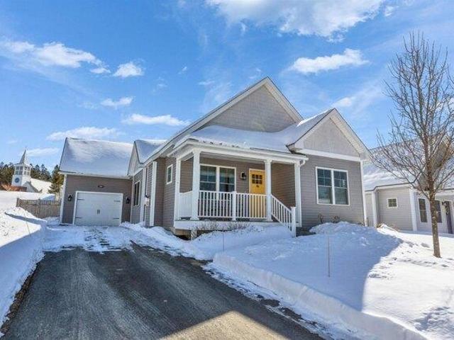 house with 2 bedroom, Peterborough NH DLS102216561
