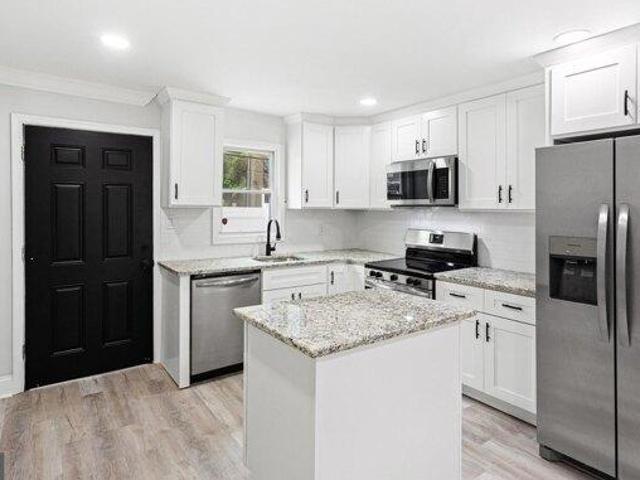 house with 2 bedroom, Philadelphia PA DS103599701