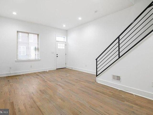 house with 2 bedroom, Philadelphia PA ES103600959
