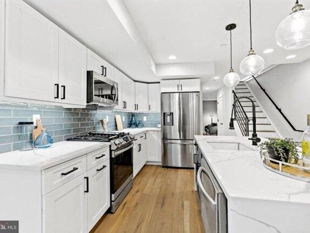 house with 2 bedroom, Philadelphia PA ES103602423