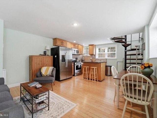 house with 2 bedroom, Philadelphia PA ES103604785