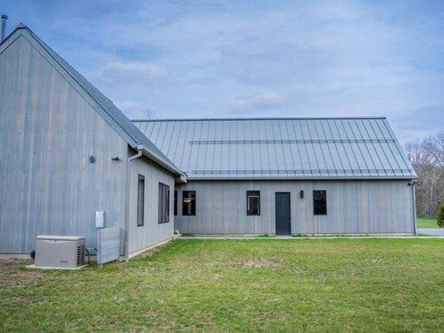house with 2 bedroom, Piermont NH ES103431773