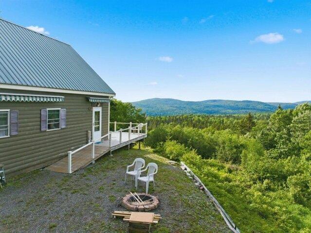 house with 2 bedroom, Pittsburg NH ES104112012