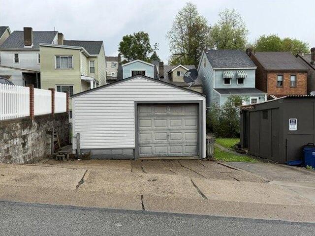 house with 2 bedroom, Pittsburgh PA ES103605008