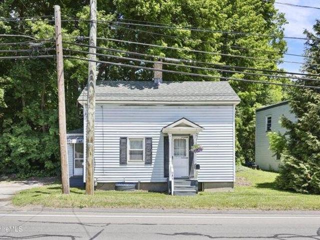 house with 2 bedroom, Pittsfield MA DS104263880