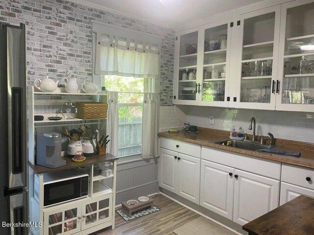 house with 2 bedroom, Pittsfield MA ES104330523
