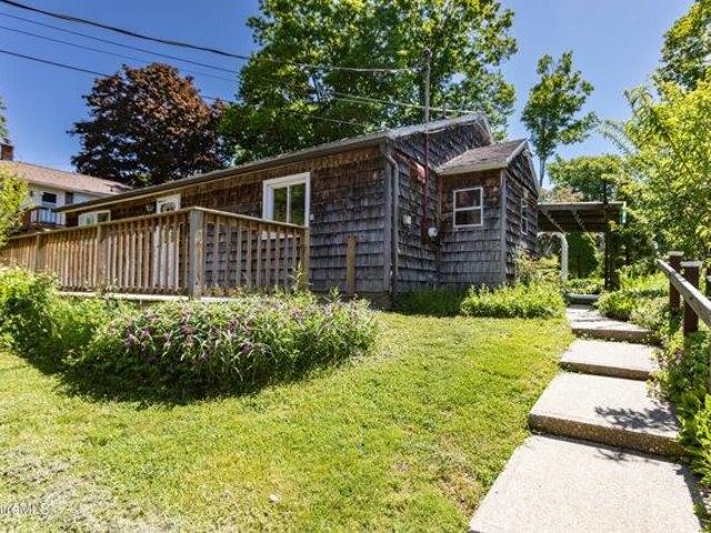house with 2 bedroom, Pittsfield MA ES103436409