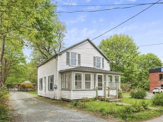 house with 2 bedroom, Pittsfield MA ES103807887