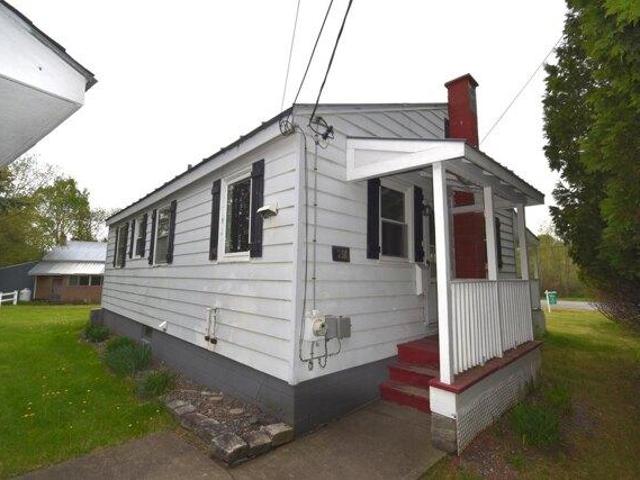 house with 2 bedroom, Pittsfield ME DS102823375
