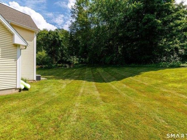 house with 2 bedroom, Pomfret CT ES105158981