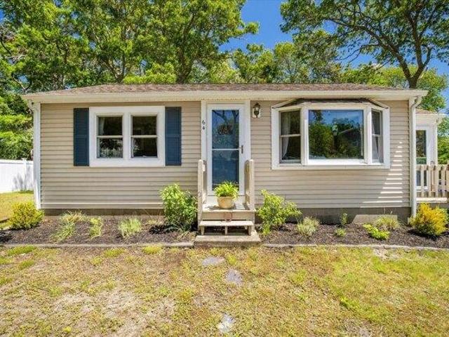 house with 2 bedroom, Pocasset MA ES104007862
