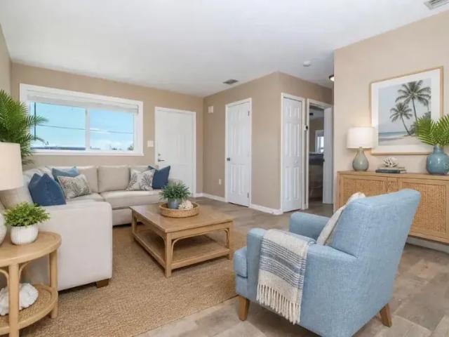 house with 2 bedroom, Port Charlotte FL DS102399060