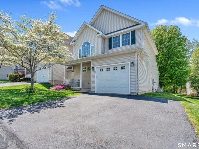 house with 2 bedroom, Portland CT DS102479618