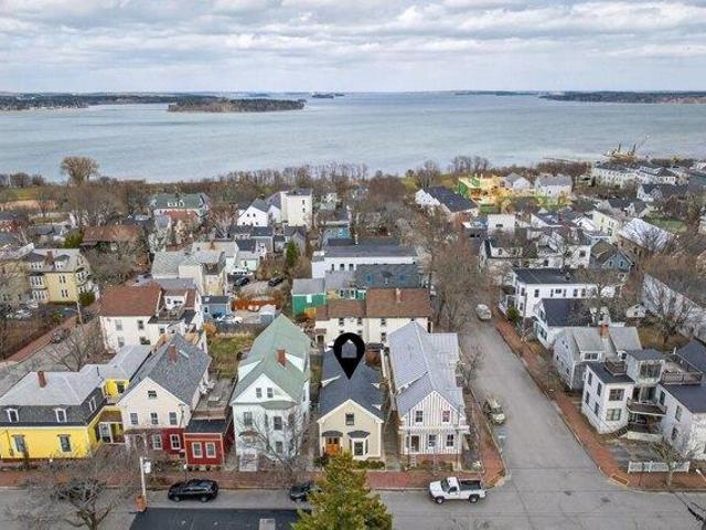 house with 2 bedroom, Portland ME DS103100664