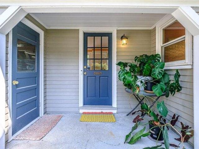 house with 2 bedroom, Portland ME ES104188400