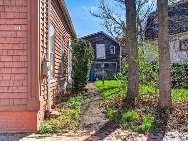 house with 2 bedroom, Portland ME ES104191737