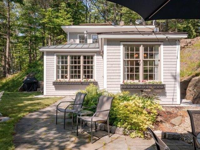 house with 2 bedroom, Portland ME ES105092446