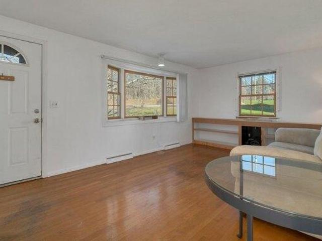 house with 2 bedroom, Portsmouth NH DLS102279751