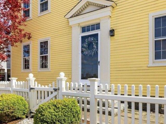 house with 2 bedroom, Portsmouth NH DLS103018457